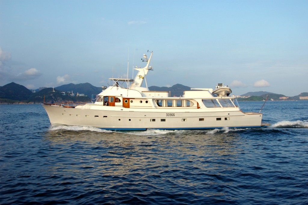 Curtsy yacht (Burger Boat, 27.77m, 1963)